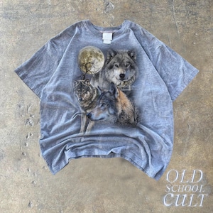 Vintage Wolf 90s Graphic Shirt, Wolf Lovers Retro Moon Tee, 2000s ...