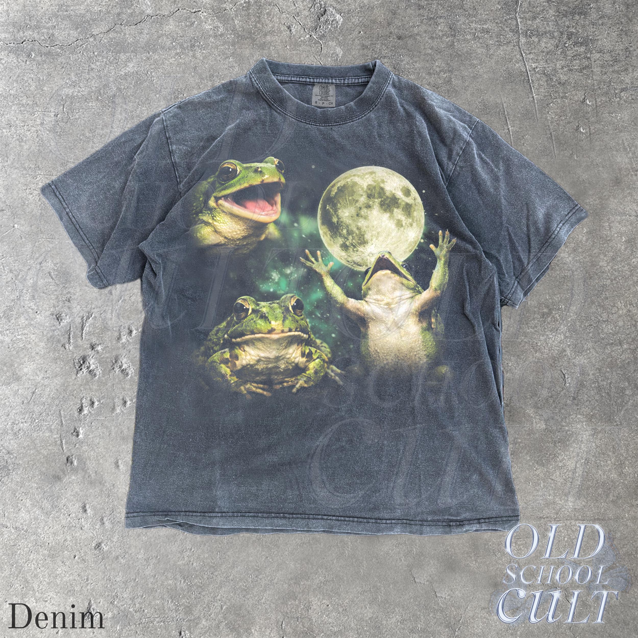 Frog Moon Vintage Graphic T Shirt, Retro Amphibian Nature Tee ...