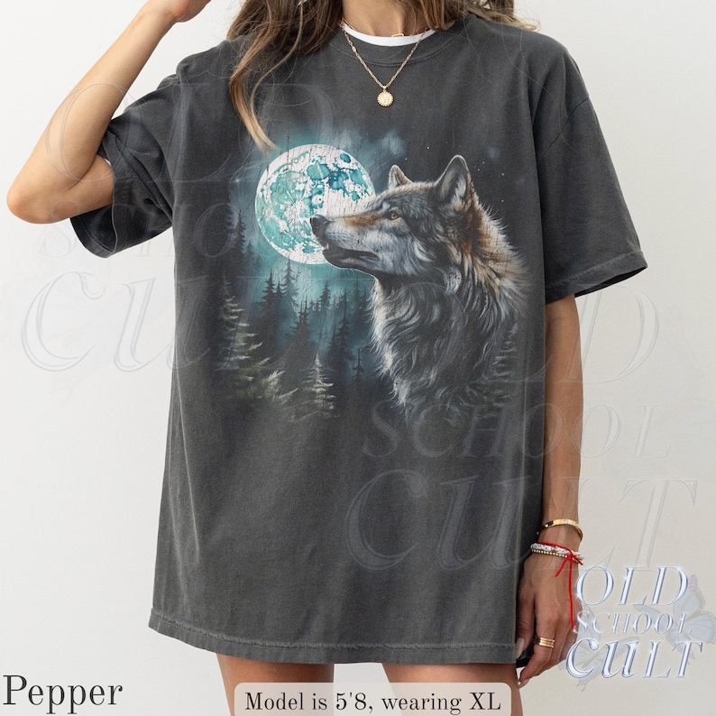 Vintage Wolf 90s Graphic Shirt, Wolf Lovers Retro Tee, 2000s Comfort ...