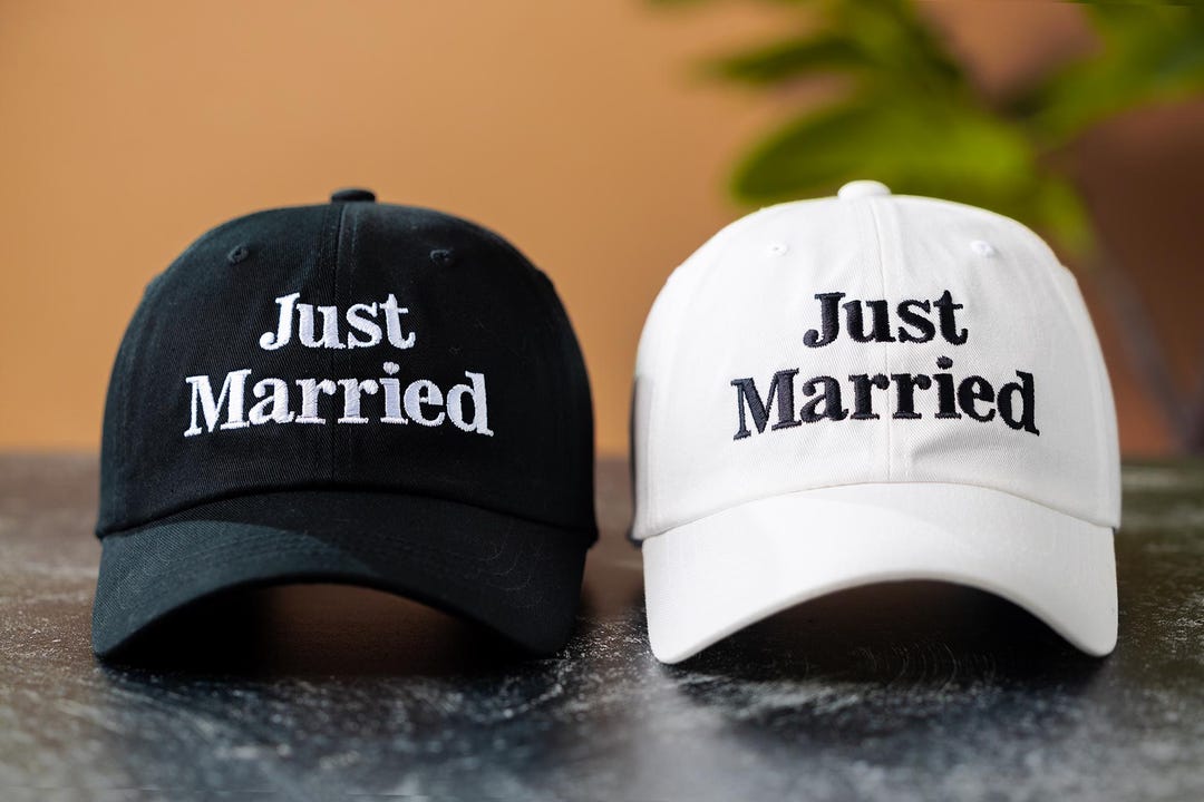 Just Married Newly Weds Hat Gift for New Husband and Wife Marriage ...