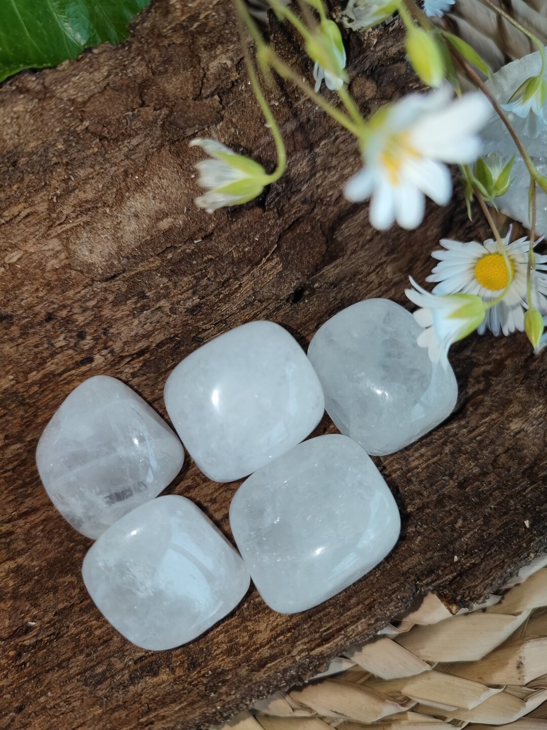 Rock Crystal a Tumbled Stone Intuition, Quartz, Amplifier and ...