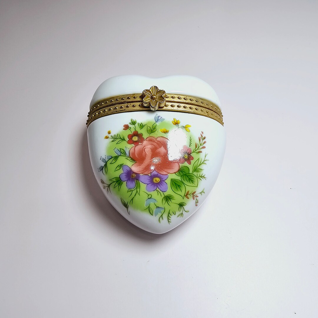 Vintage Porcelain Heart Trinket Box - Etsy