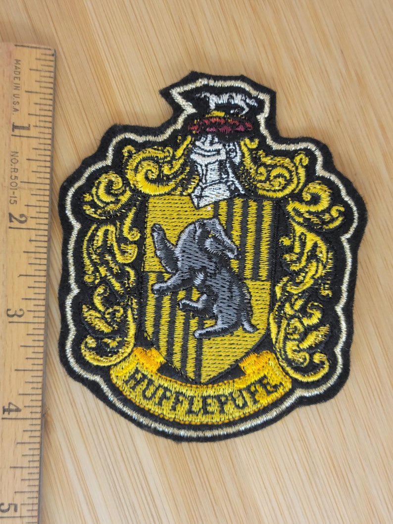 HUFFLEPUFF House Crest Embroidery Patch - Iron-on/sew-on 4" | Hogwarts ...