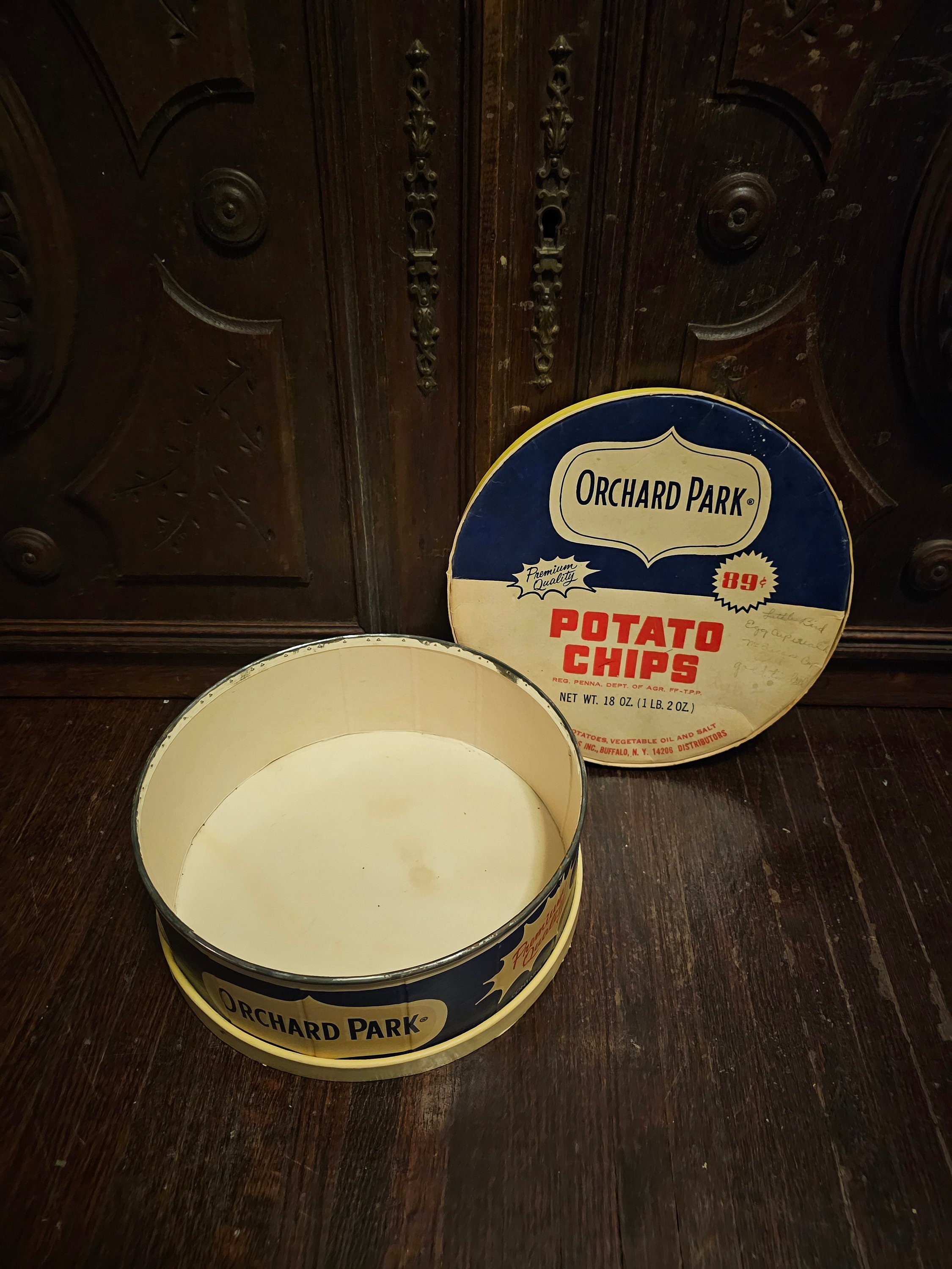 VINTAGE Orchard Park Park Potato Chip Container - Etsy