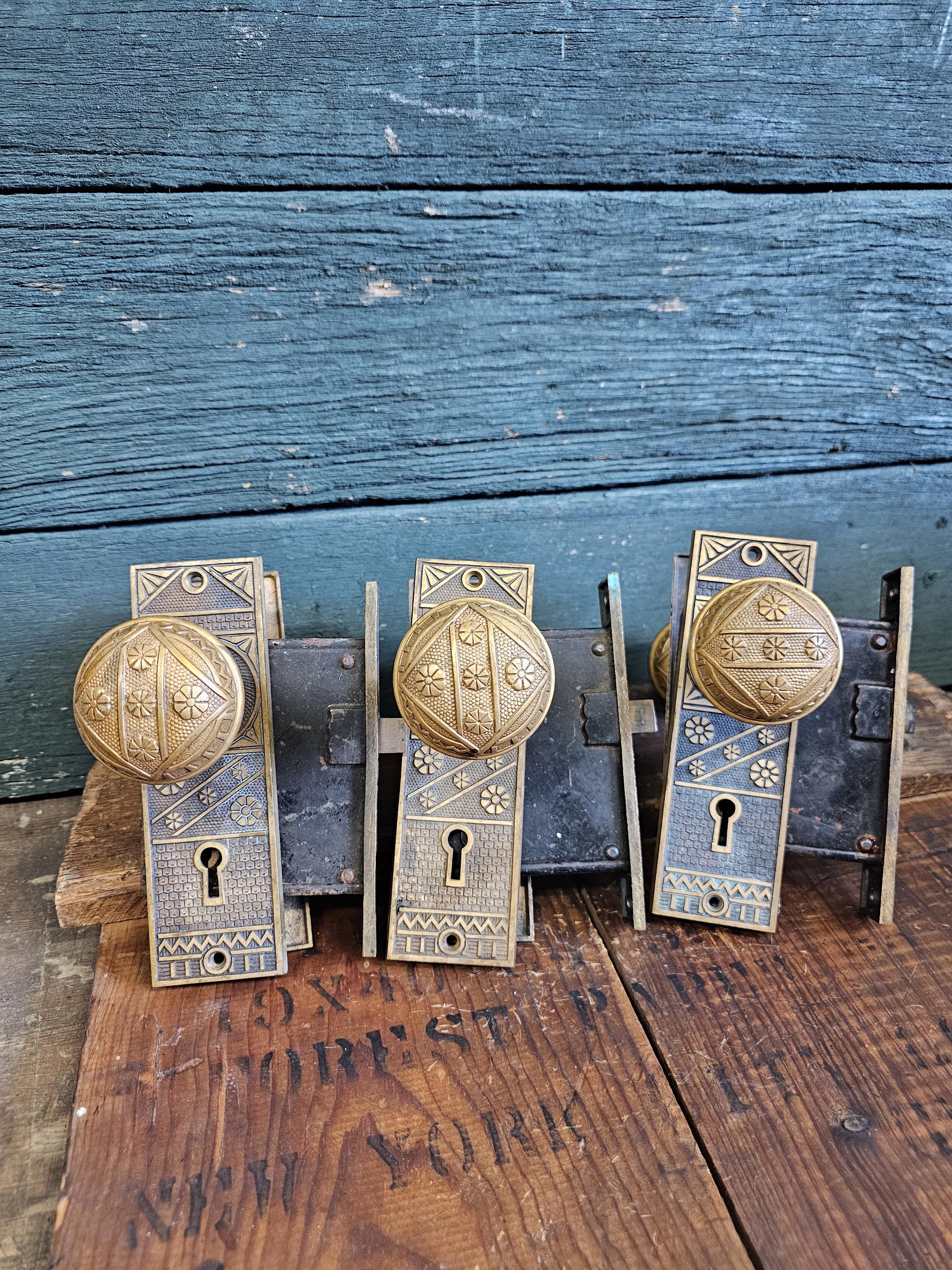 Antique Mortise Lock Set Eastlake Floral Doorknob Hardware Back Plates ...