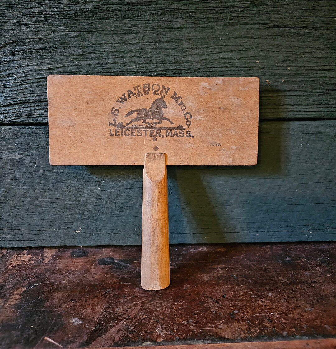 L.S. Watson MFG Co Leicester Mass Equestrian Paddle Brush Farm Tool ...