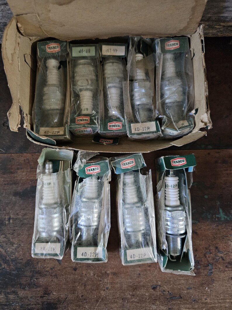Texaco Spark Plugs Vintage Gas Station Decor Car Restoration Man Cave ...