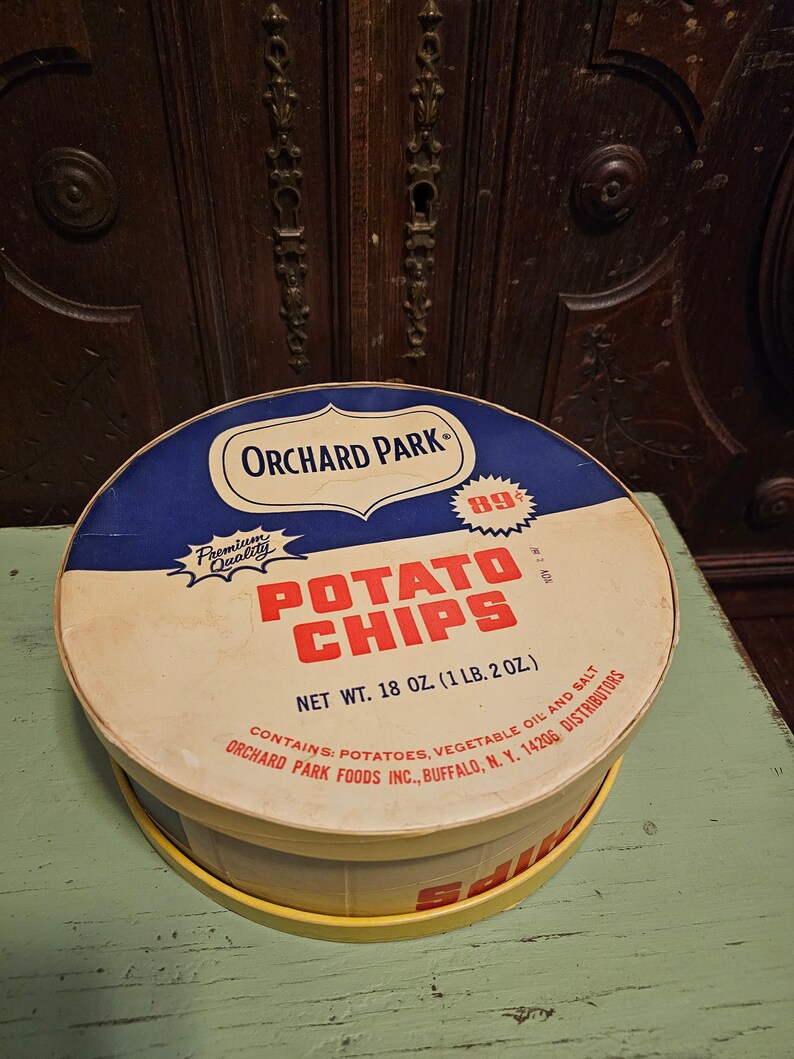VINTAGE Orchard Park Park Potato Chip Container - Etsy