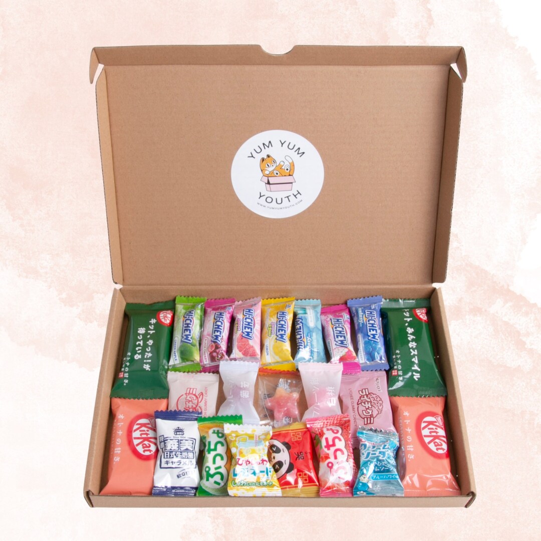 Yum Yum Unique Japanese Sweets Box With Candies and Kit Kat - Letterbox ...