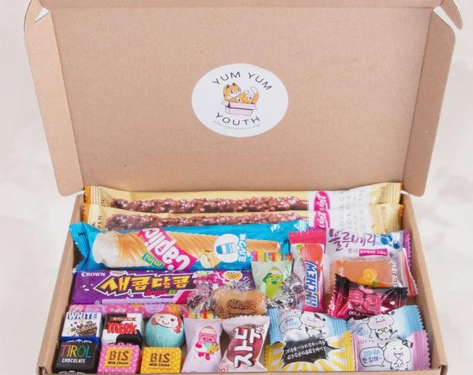 Japanese & Korean Sweet Selection Box: Asian Taster Set - Etsy UK