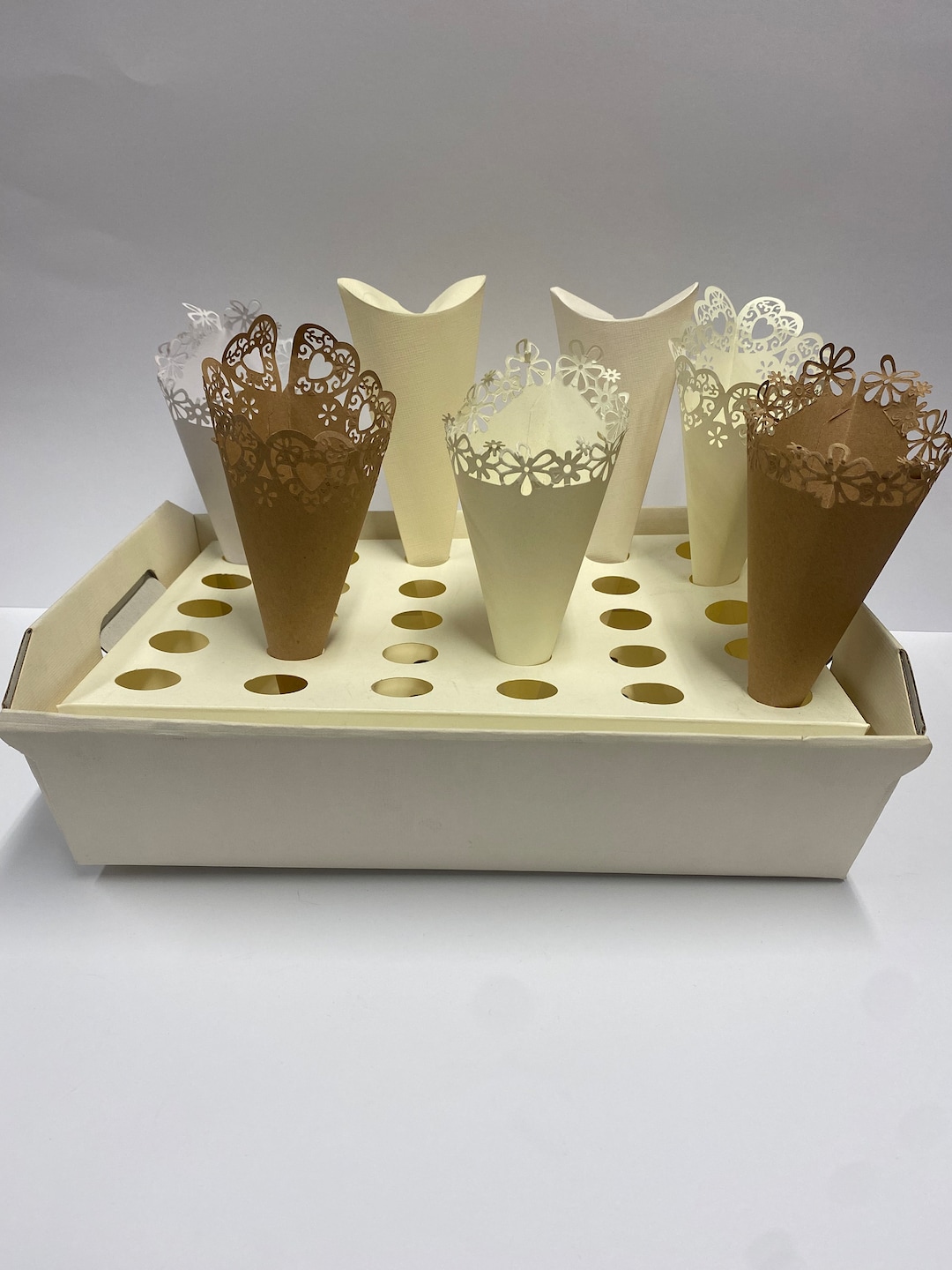 Confetti Cone Tray: Ivory Silk, Laser Cut Wedding Confetti Cones - Etsy