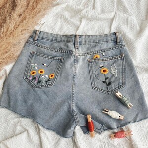 Denim Shorts Embroidered With Bees, Sunflowers & Daisies / Women's ...