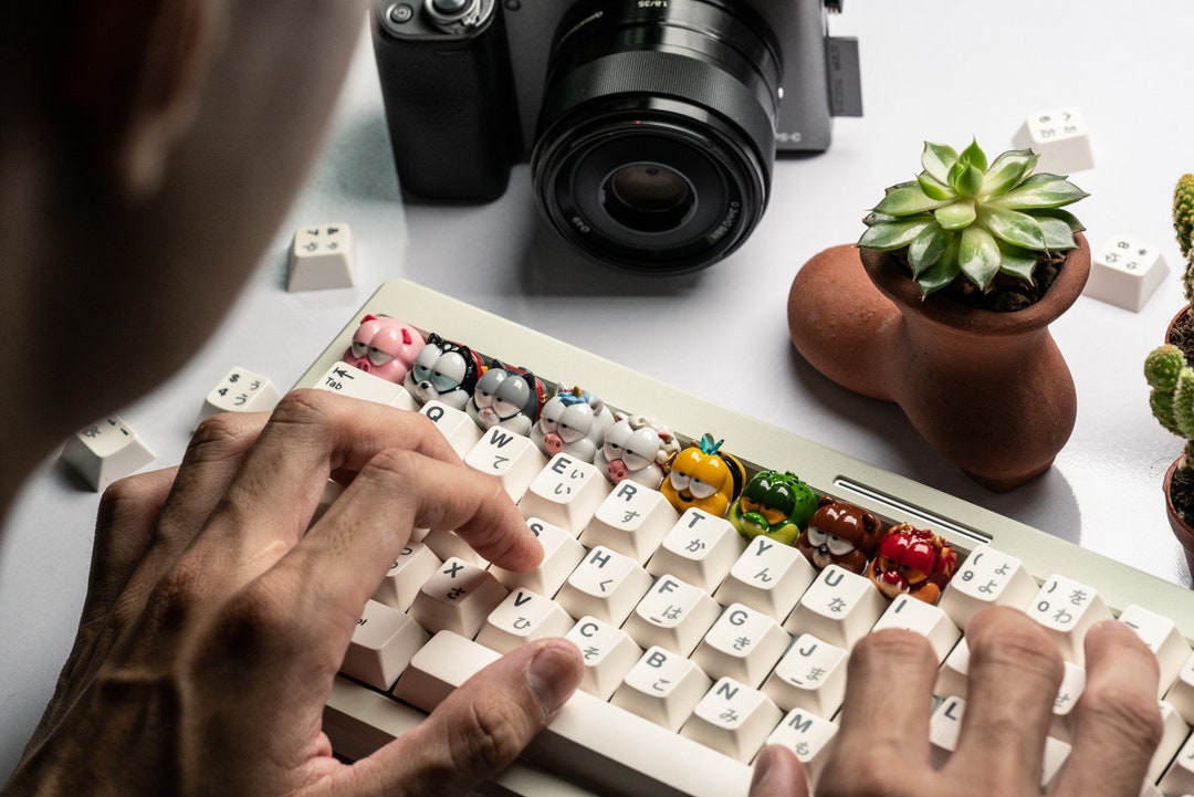 Dwarf Factory Grumpy Pet Artisan Resin Keycap: Cherry MX Keyboard - Etsy