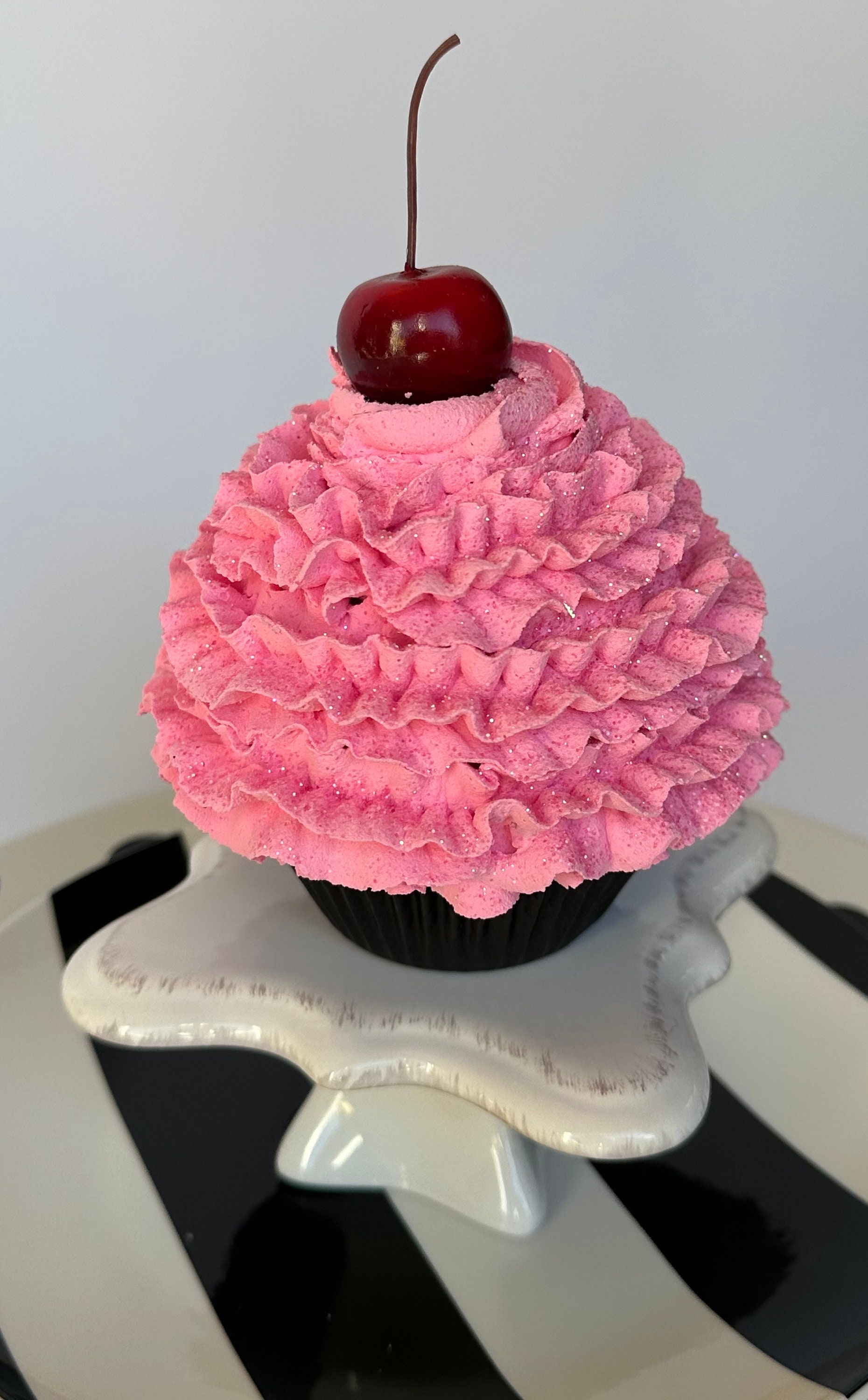 Fake Cupcakes, Faux Cupcakes, Pink Cupcakes, Black Cupcakes, Striped ...
