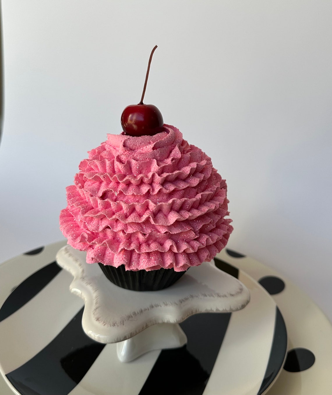 Fake Cupcakes, Faux Cupcakes, Pink Cupcakes, Black Cupcakes, Striped ...