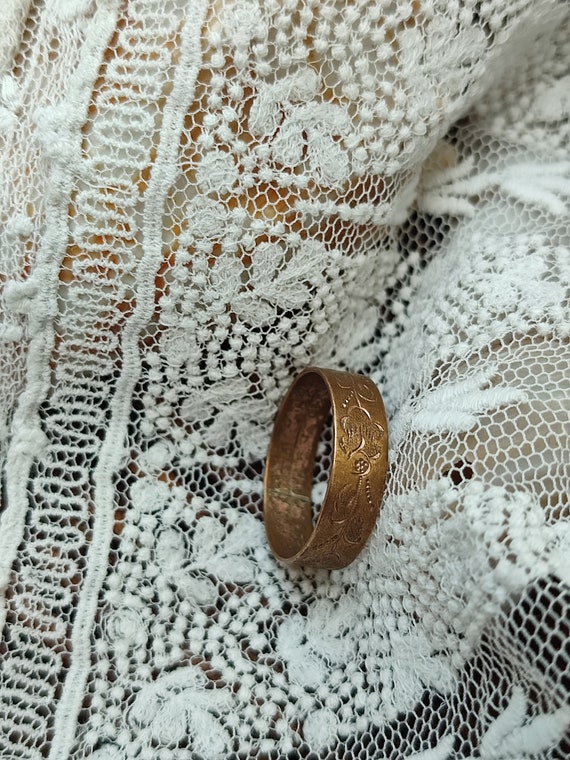 Old ww1 ring - Gem