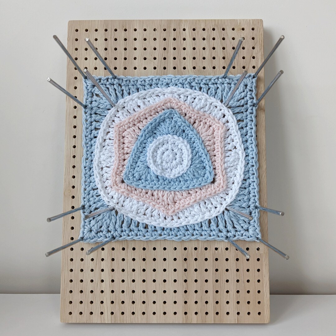 Geometric Granny Square by Atainya | VIDEO Tutorial + PDF Written ...