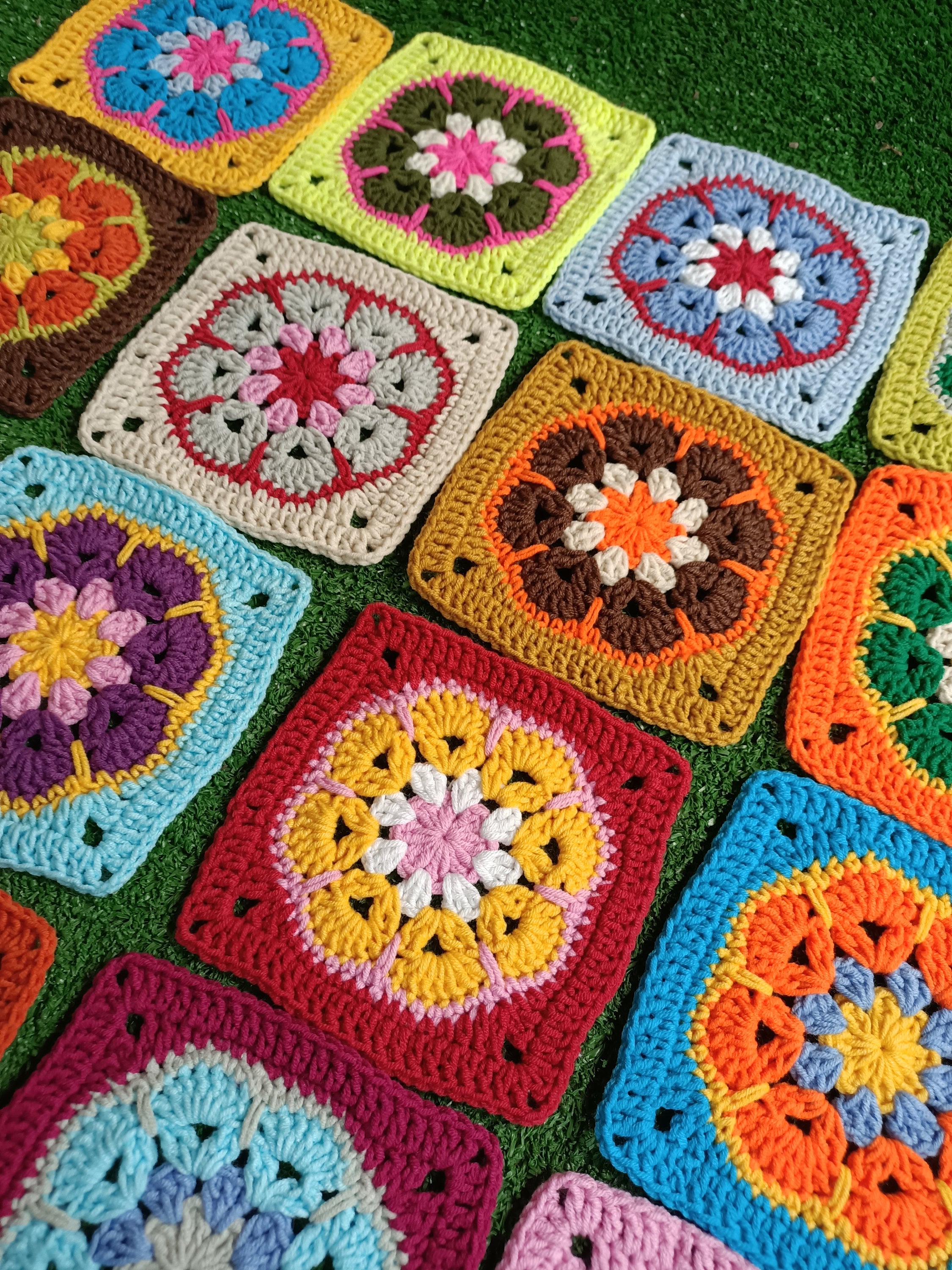 24 African Violet Multicolored Granny Square Set, Crocheted Afgan ...