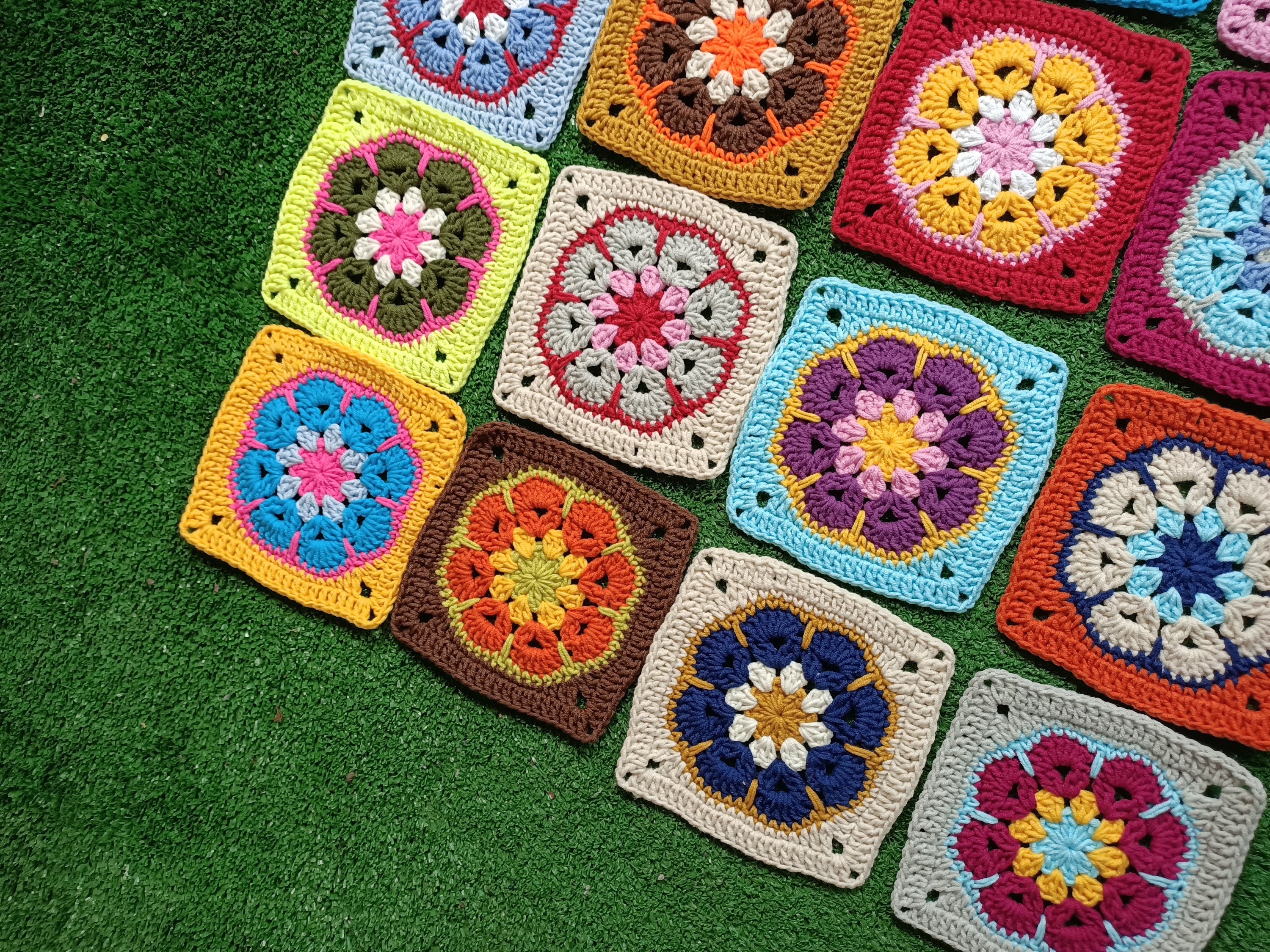 24 African Violet Multicolored Granny Square Set, Crocheted Afgan ...
