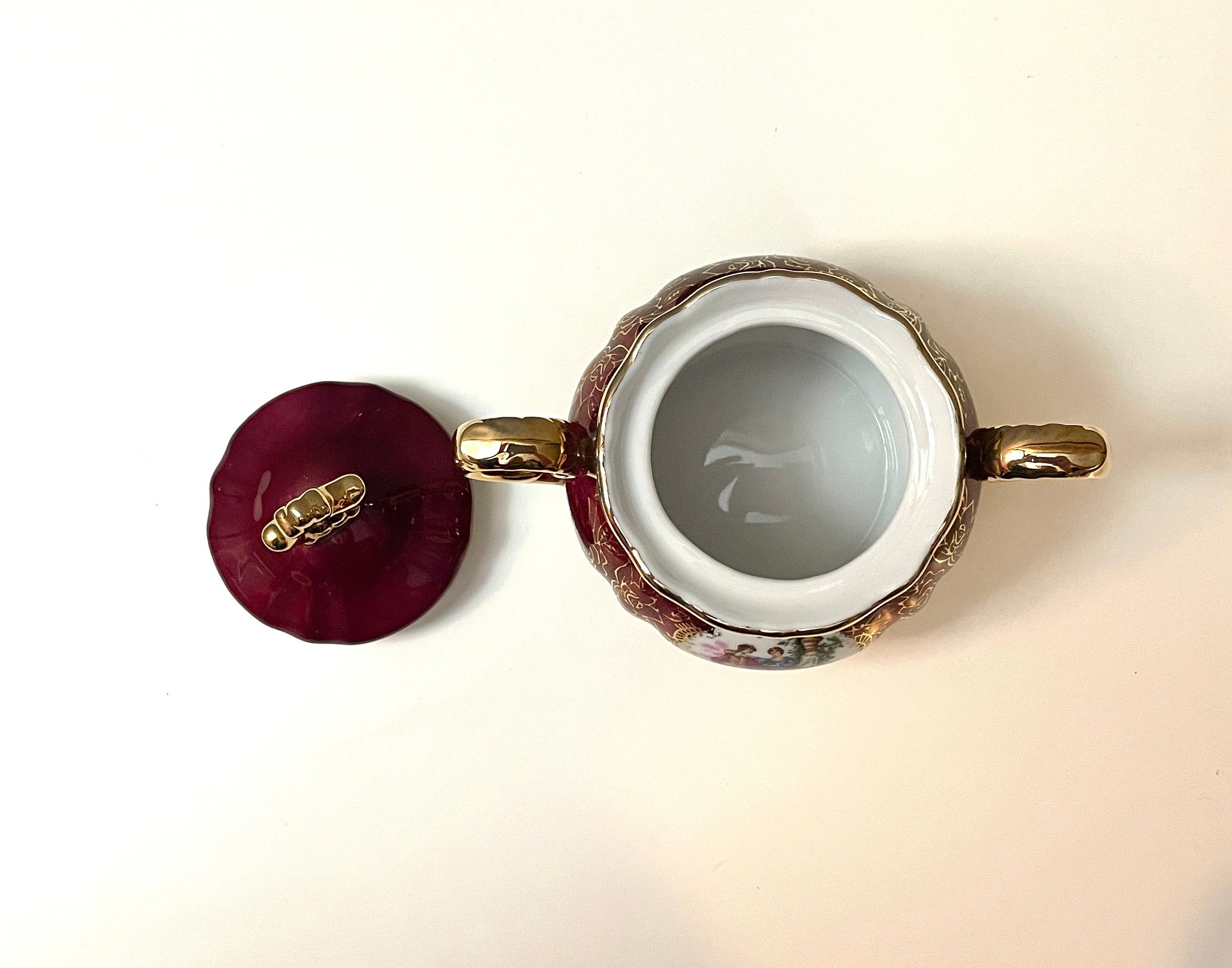 Vintage Victorian Style Tea Set With Cups, Saucers, Creamer, and ...