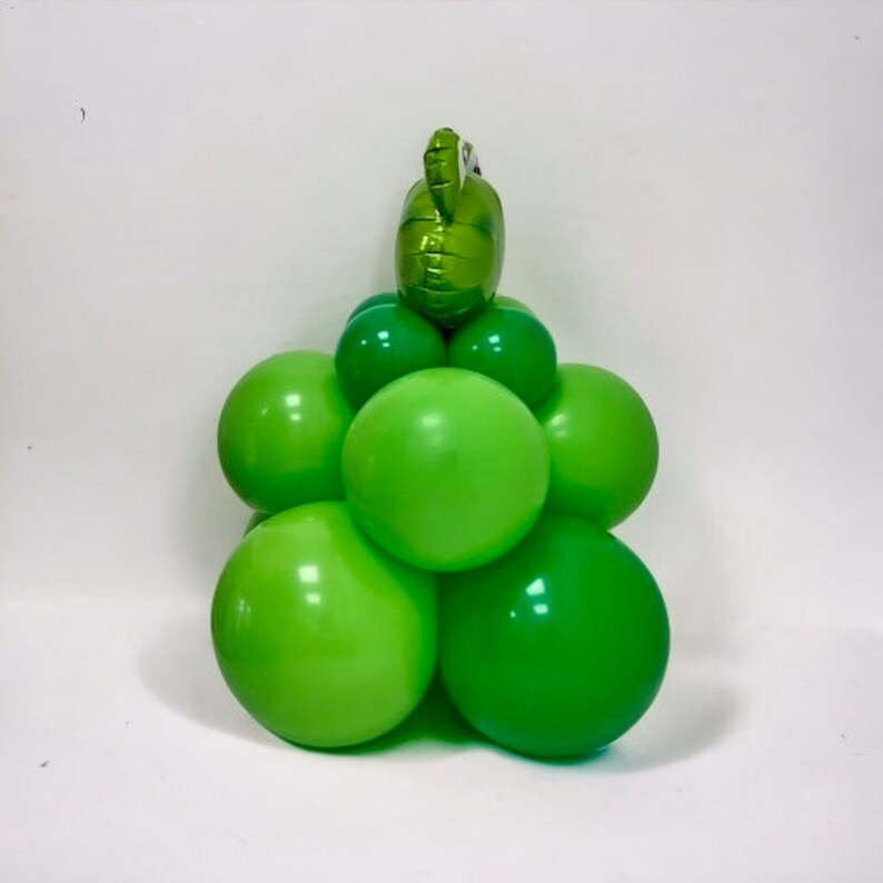 Frog Themed Balloon Centerpiece, Frog Balloon Decorations, Animal ...