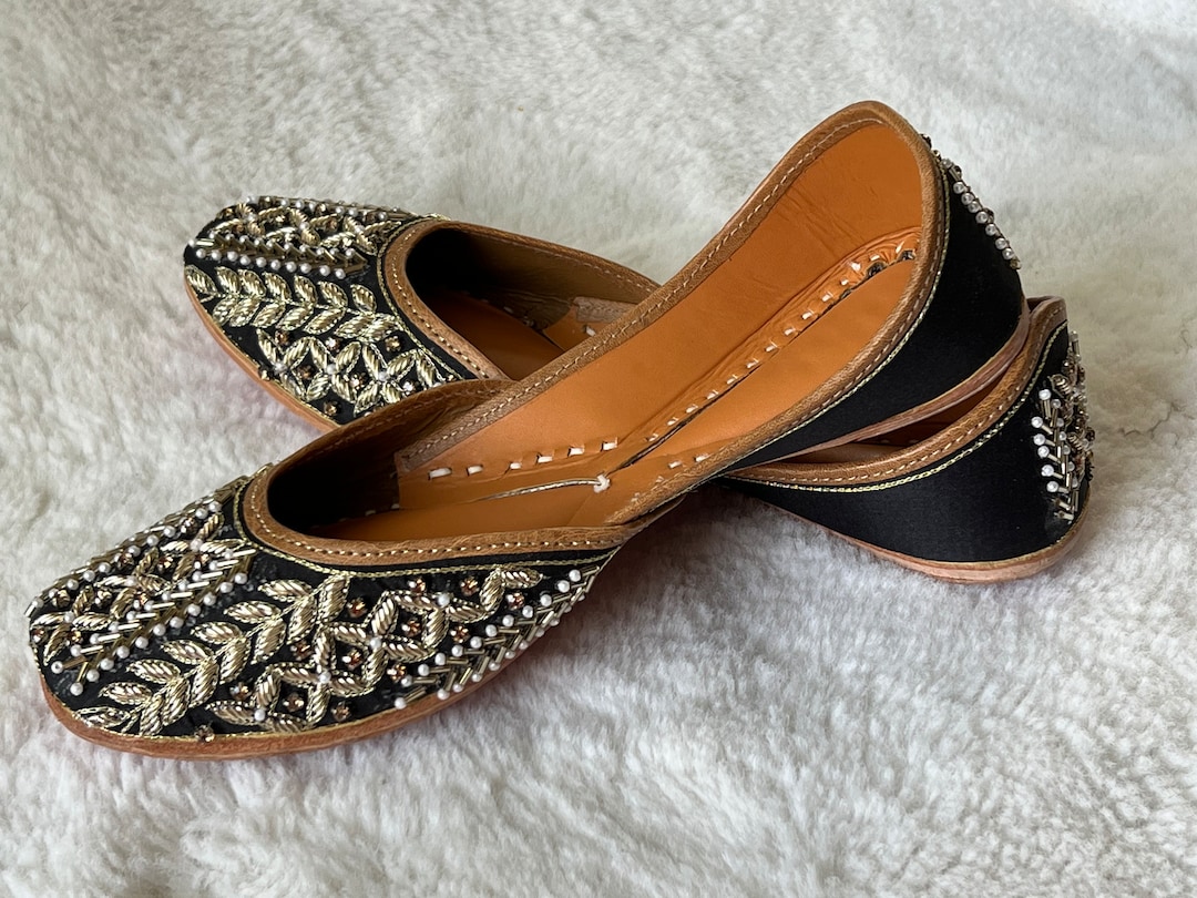 Punjabi Jutti/ Handmade Shoes/khussa Jutti /women's Handmade Jutti ...