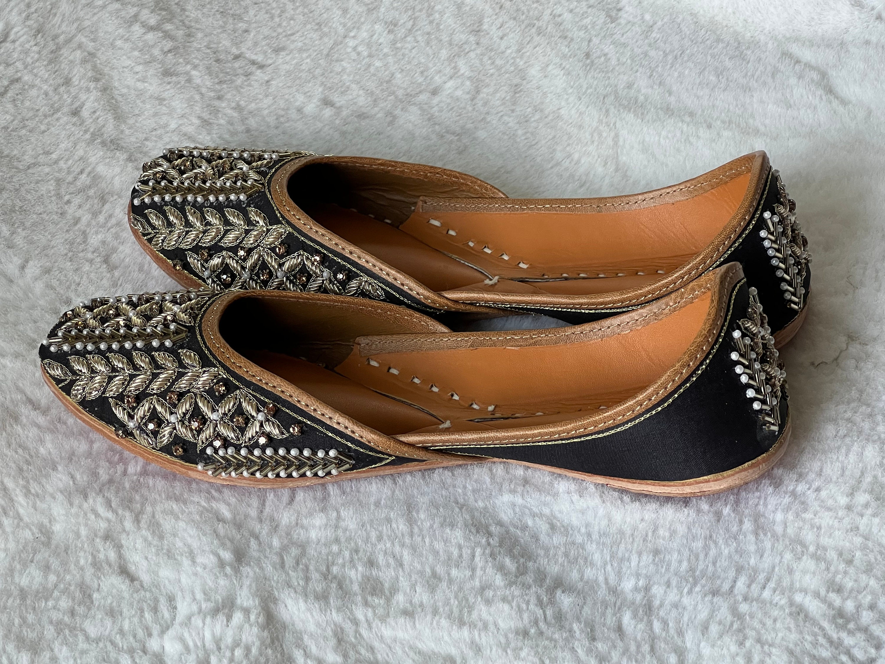 Punjabi Jutti/ Handmade Shoes/khussa Jutti /women's Handmade Jutti ...