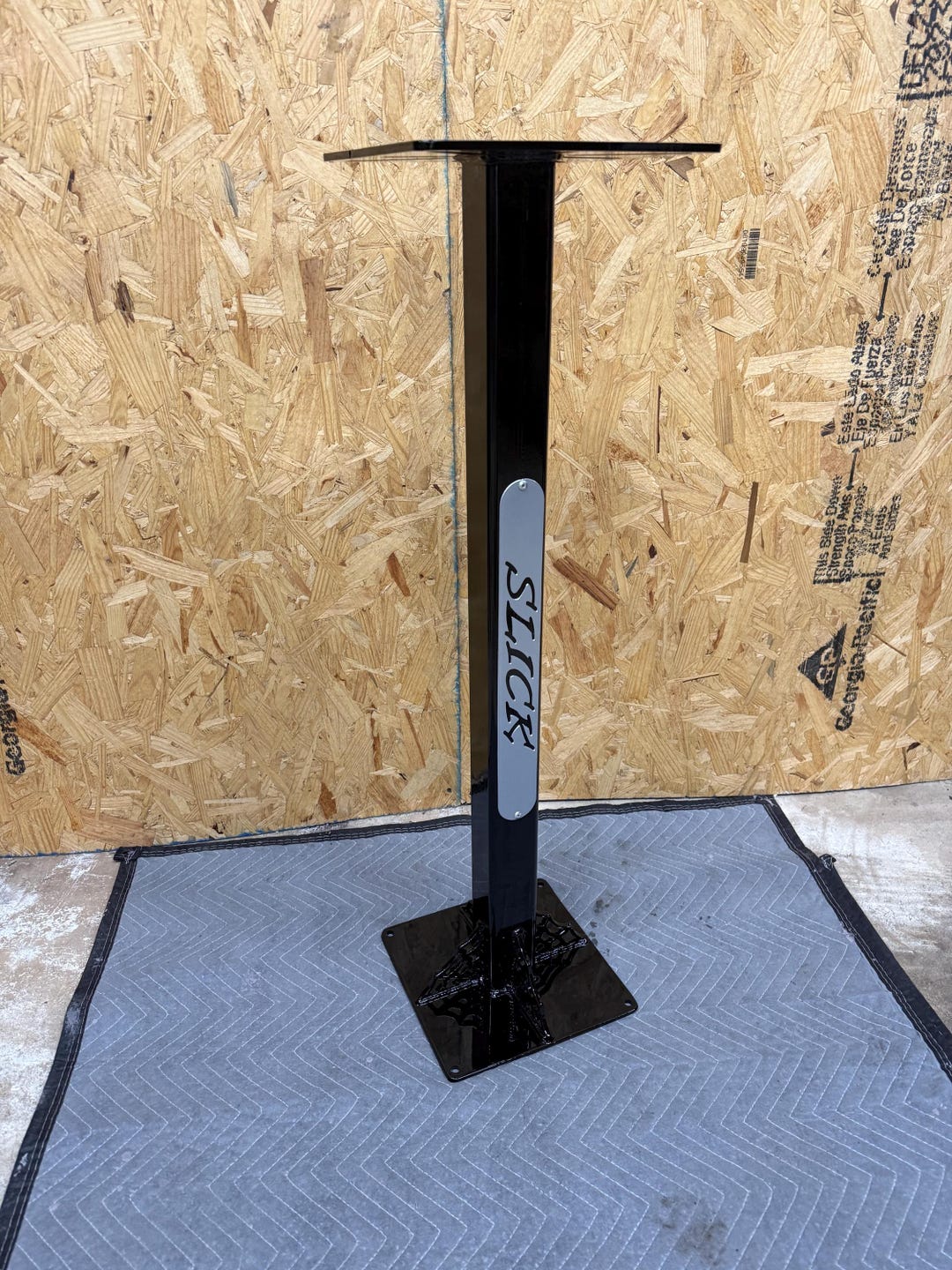 Vice Stand | Grinder Stand | Metal Pedestal - Etsy