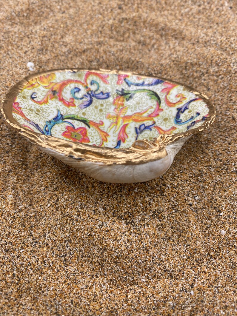 Warm Florentine Design on Clam Shell, Trinket Dish, Jewelry Dish, Beach ...
