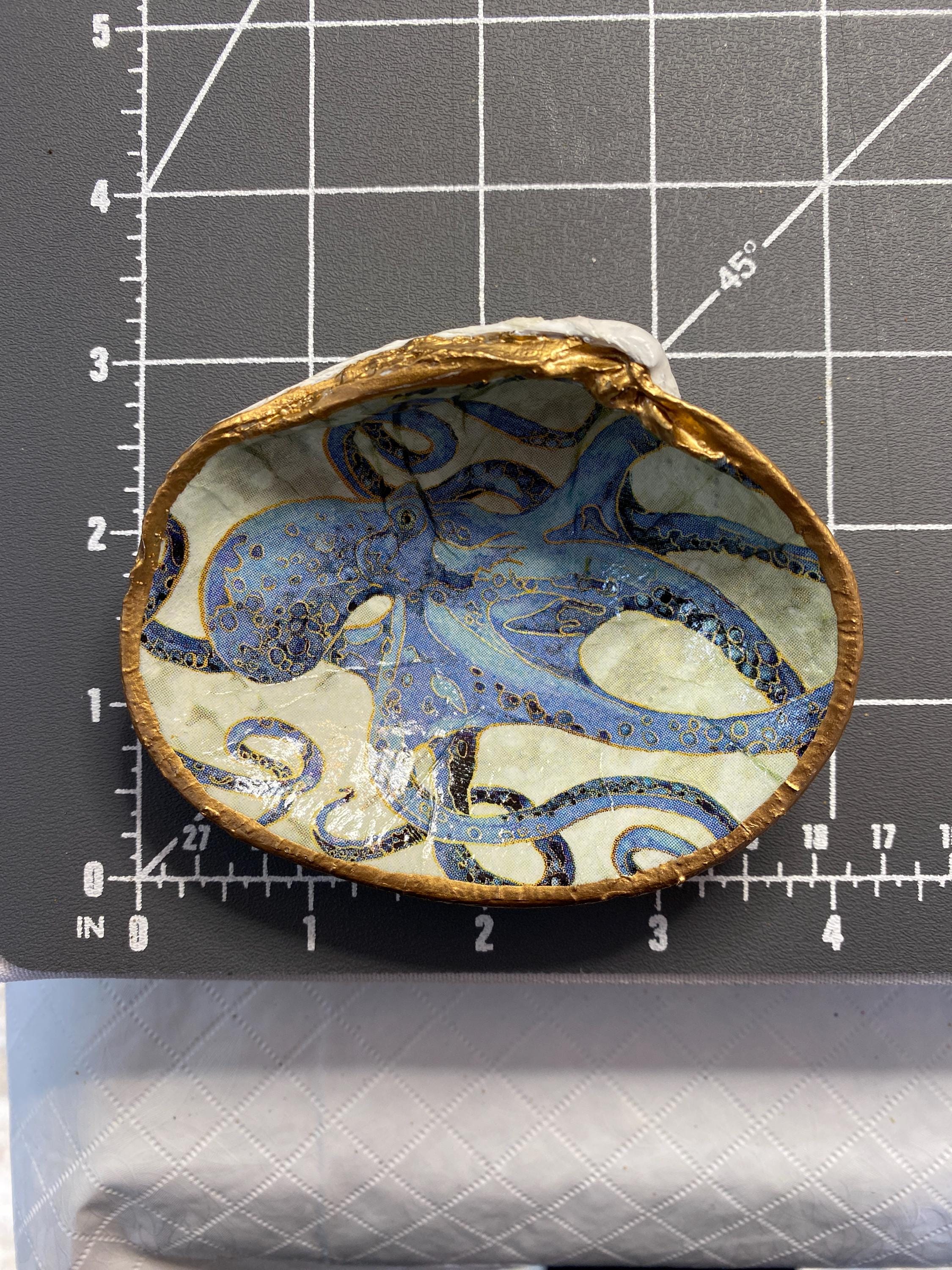 Big Blue Octopus on Clam Shell, Trinket Dish, Jewelry Dish, Beach Decor ...