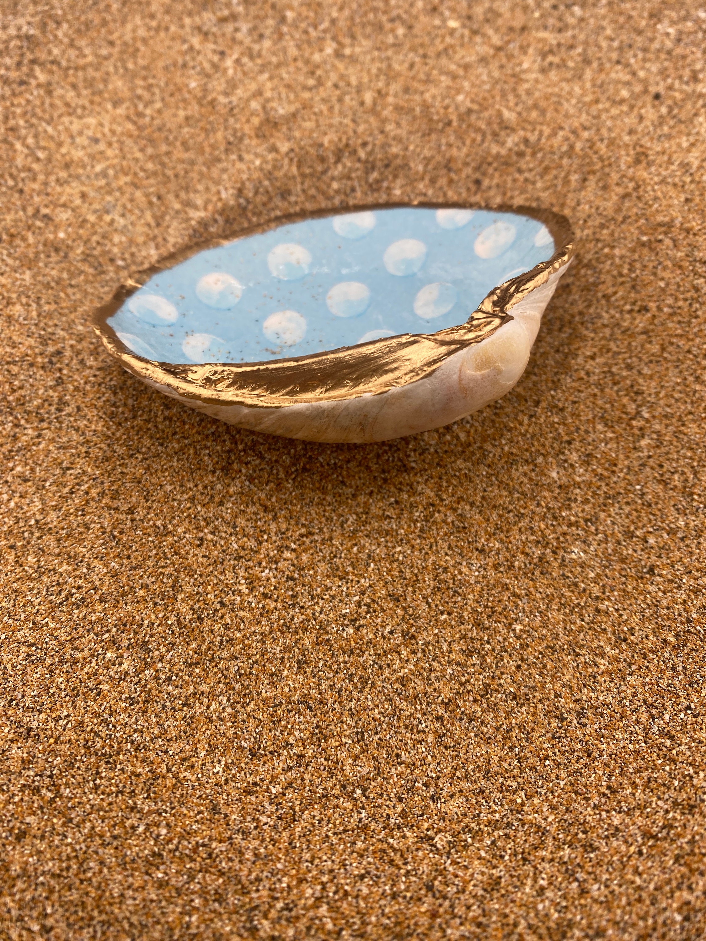 Blue Bubbles on Clam Shell, Trinket Dish, Jewelry Dish, Beach Decor - Etsy