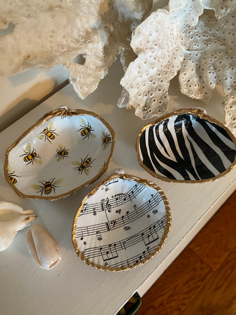 Zebra Print on Clam Shell, Trinket Dish, Jewelry Dish, Beach Decor - Etsy