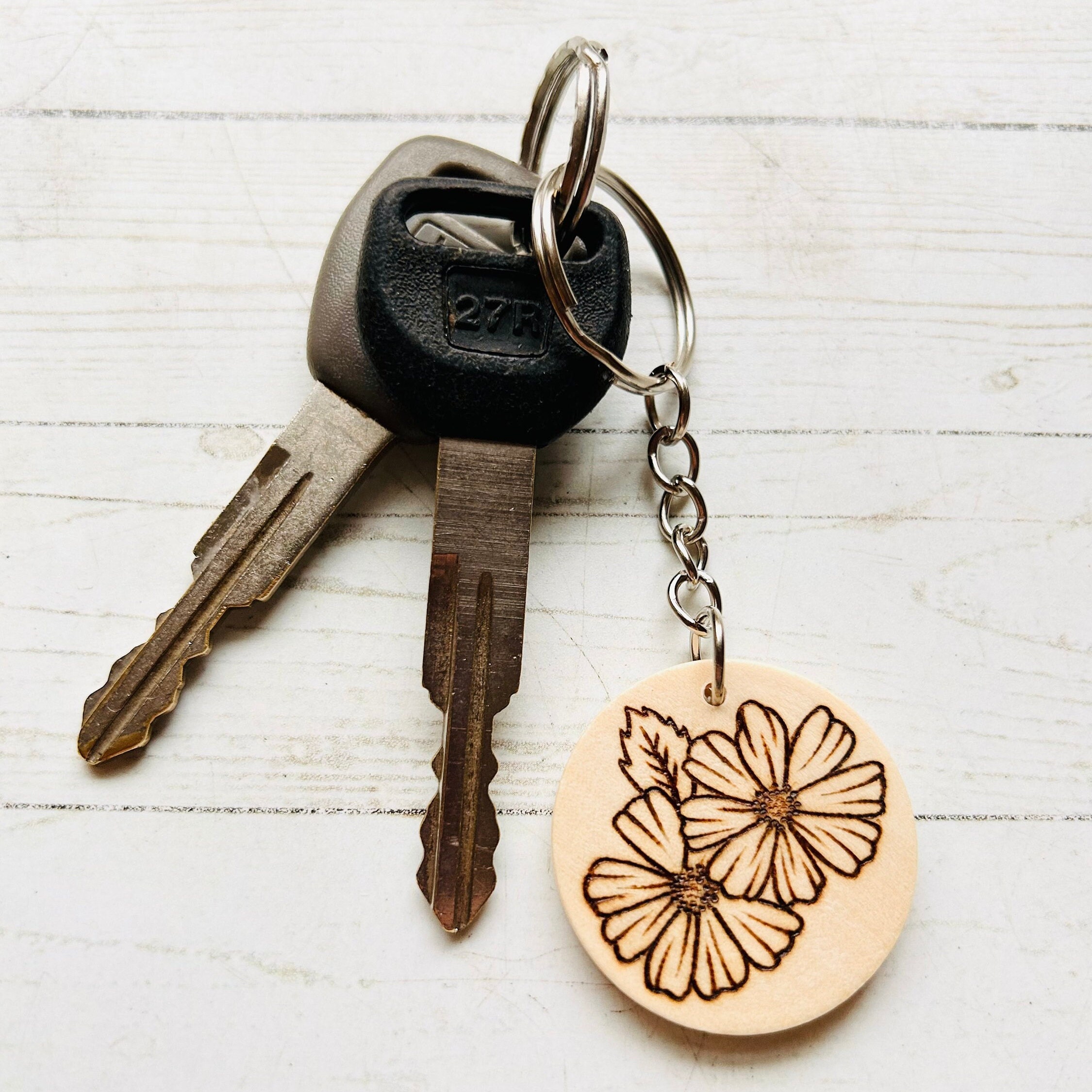 Birth Flower Wood Burned Keychain - Etsy