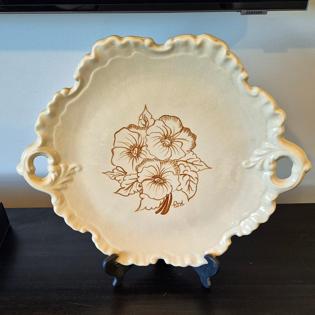 Large Vintage Ceramic Platter With Acanthus Floral Pattern Edging ...
