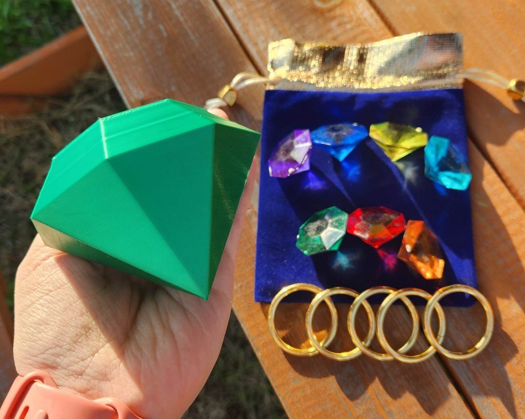 3D Printed Emeralds and Rings Set - Etsy