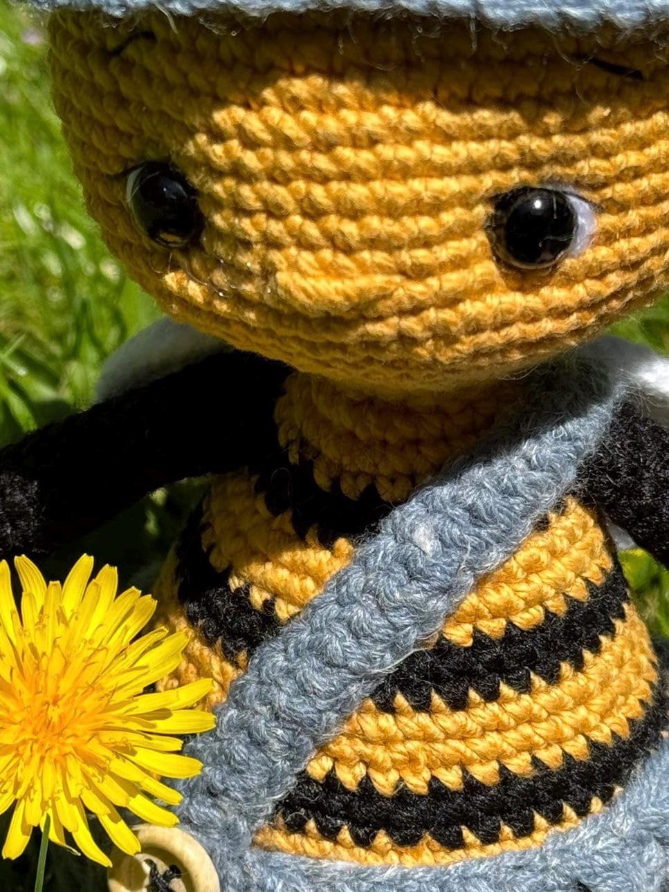 Barry the Bee Crochet Pattern, Amigurumi Bee, DIY Gardener Gift (PDF ...