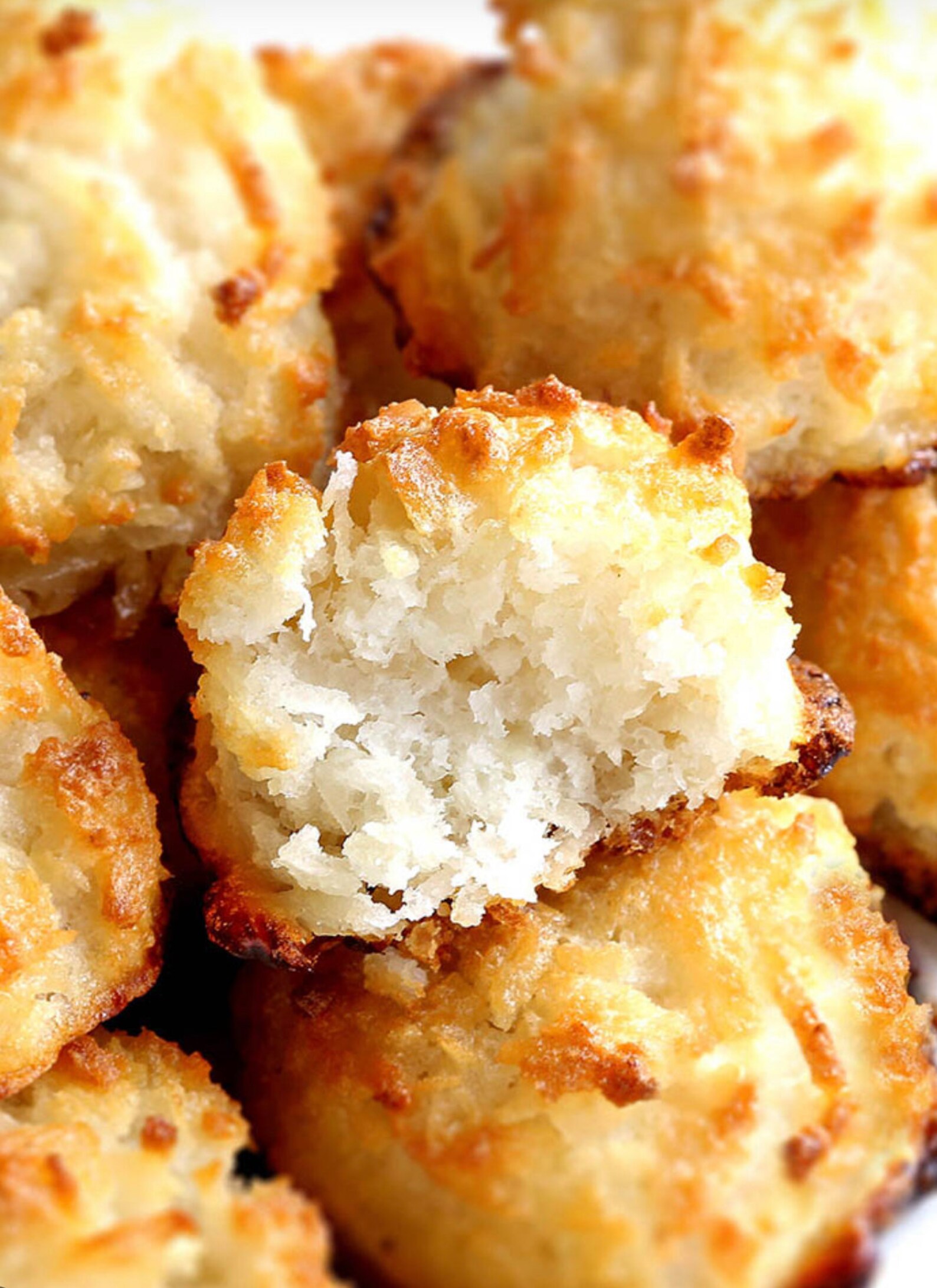 Coconut Macaroons: Soft, Chewy Coconut Cookies (1 Lb) - Etsy