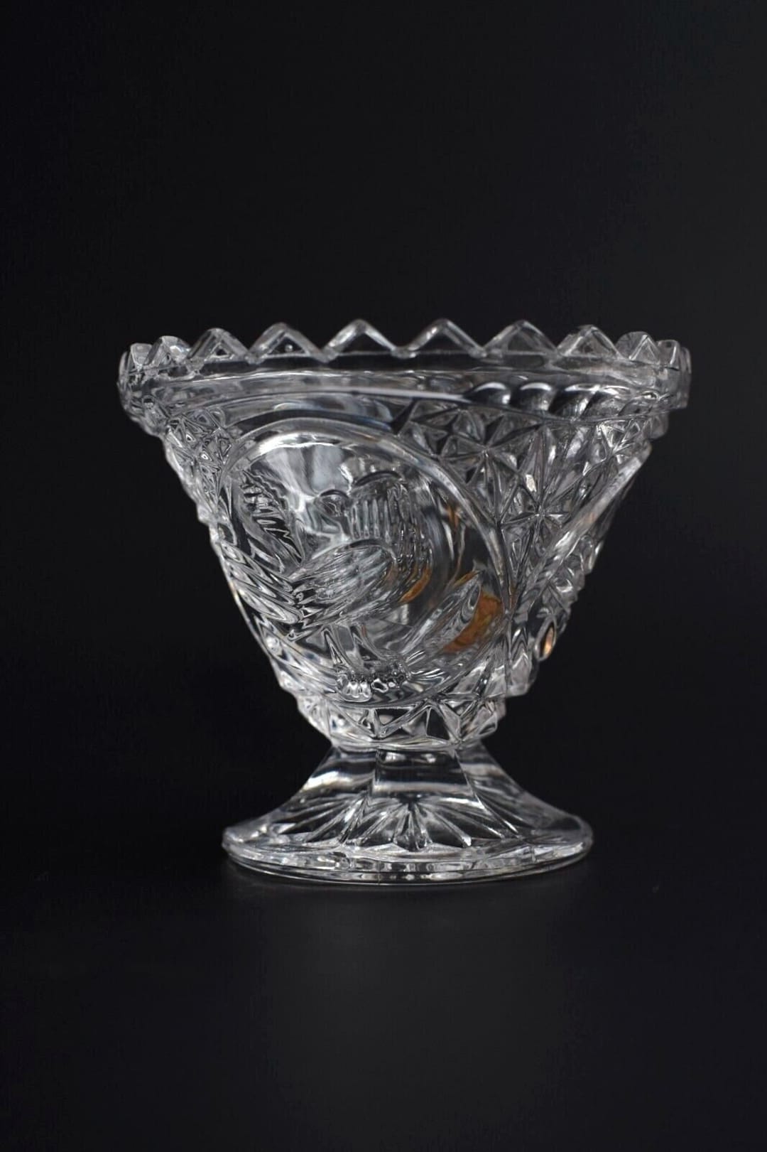 1990s Hofbauer Bavarian Crystal Glass Bird Byrdes Pedestal Cup Bowl ...