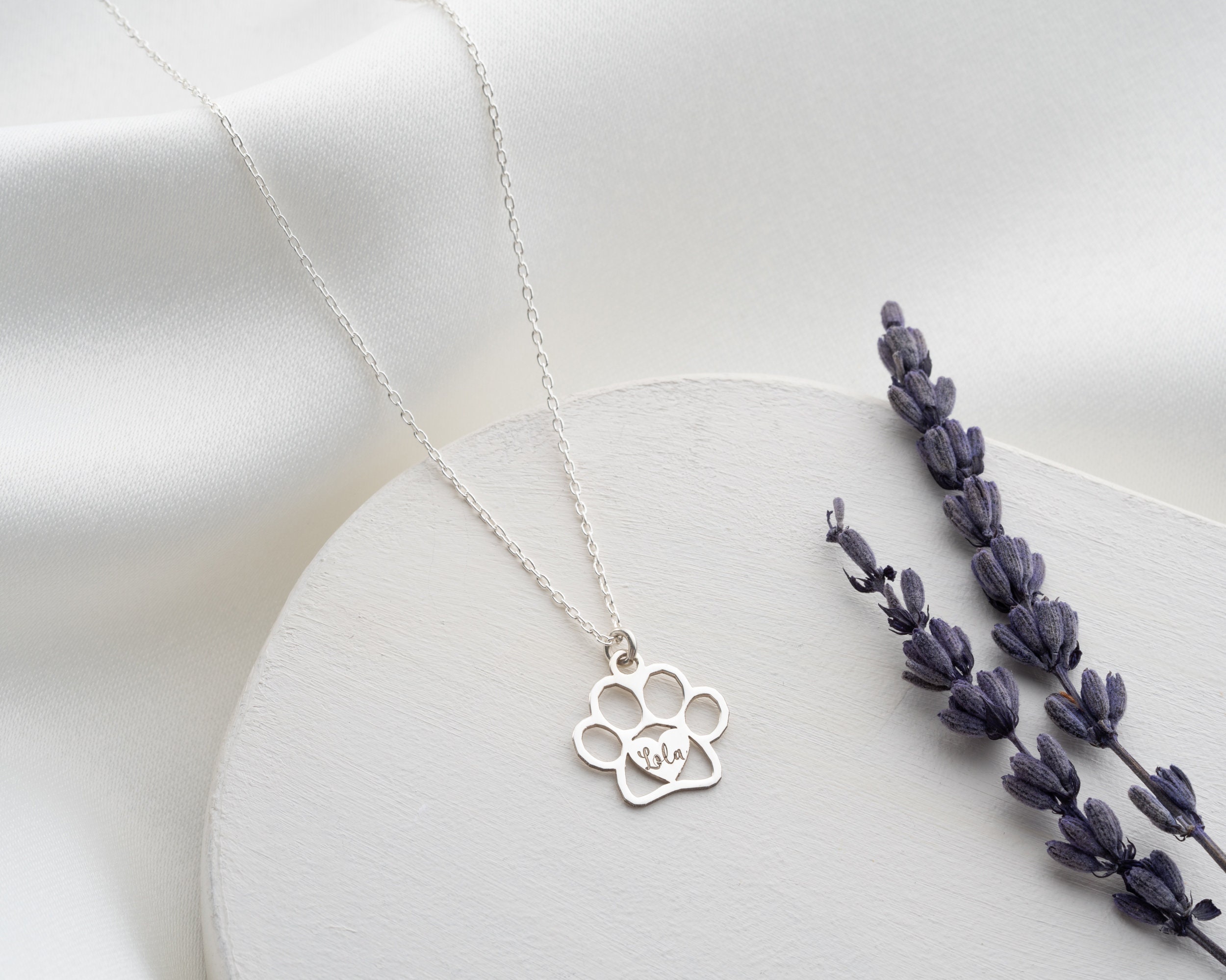 Personalized Dog Paw Name Necklace, Dog Lover Gift Necklace, Pet Owner ...