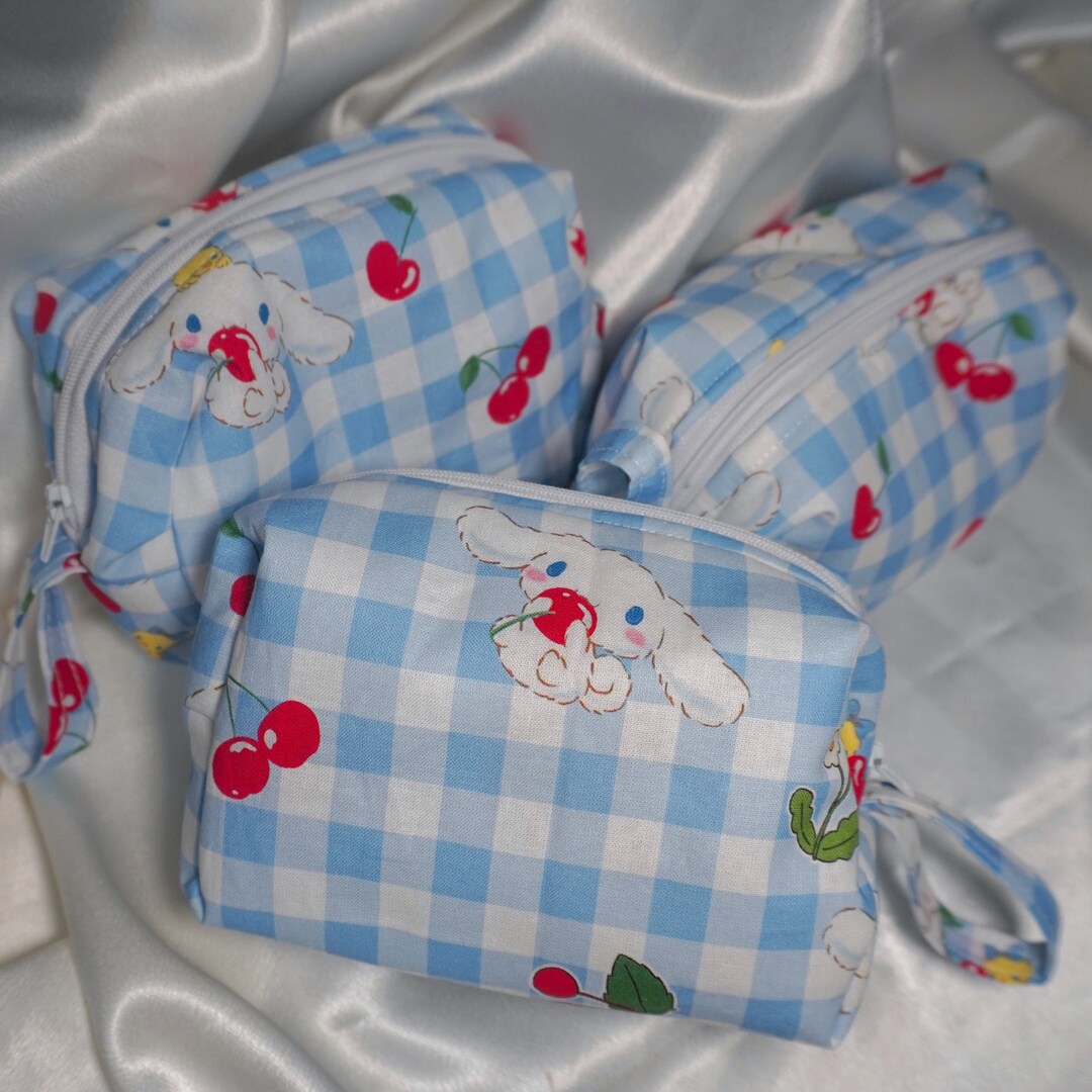 Cinna.roll Handmade Mini Nakeup Pouch - Etsy