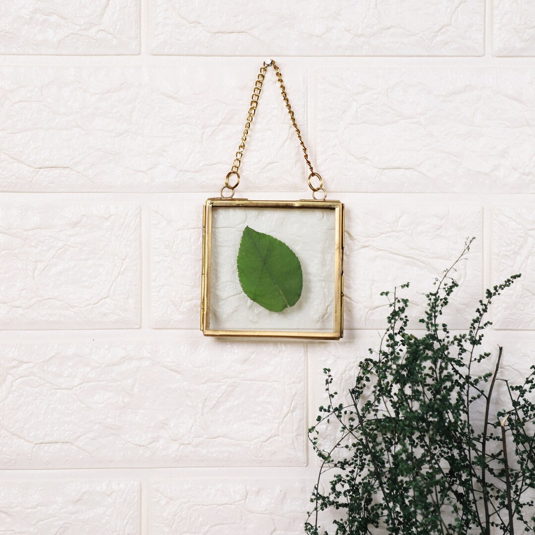 Double-sided Floating Glass Photo Frame With Brass Trim Vertical ...