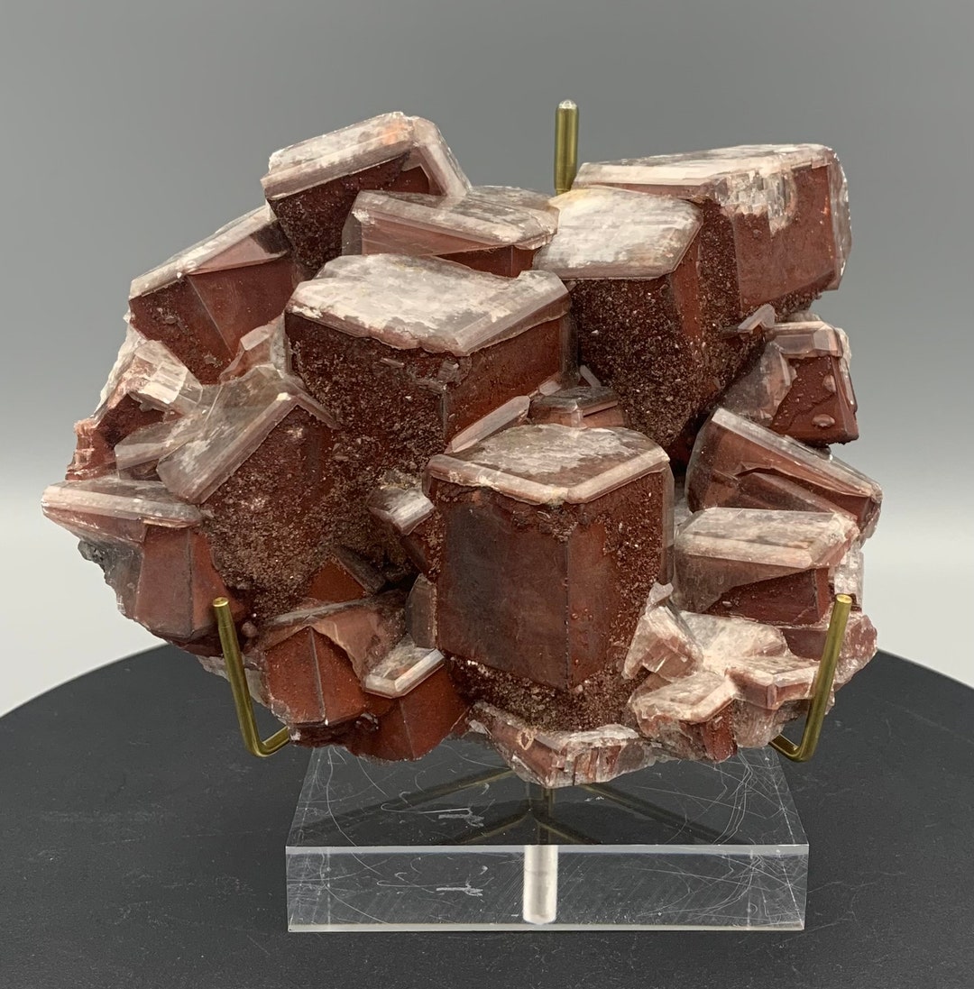Q-bert - STUNNING and RARE High Quality Cubed Chocolate Calcite - 1.8 ...