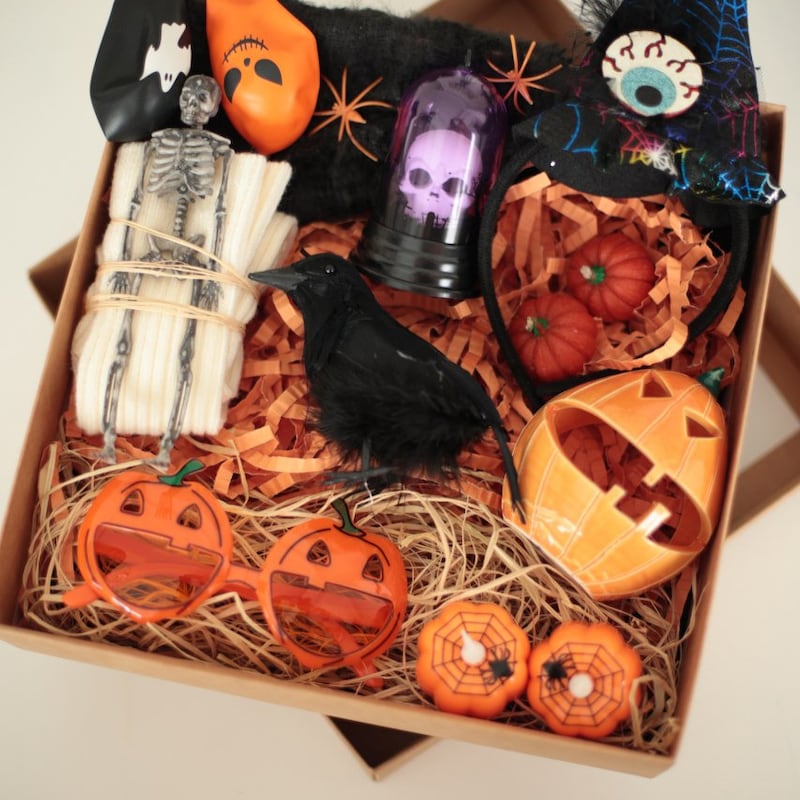 Halloween Gift Box - 60+ Gift Ideas for 2024