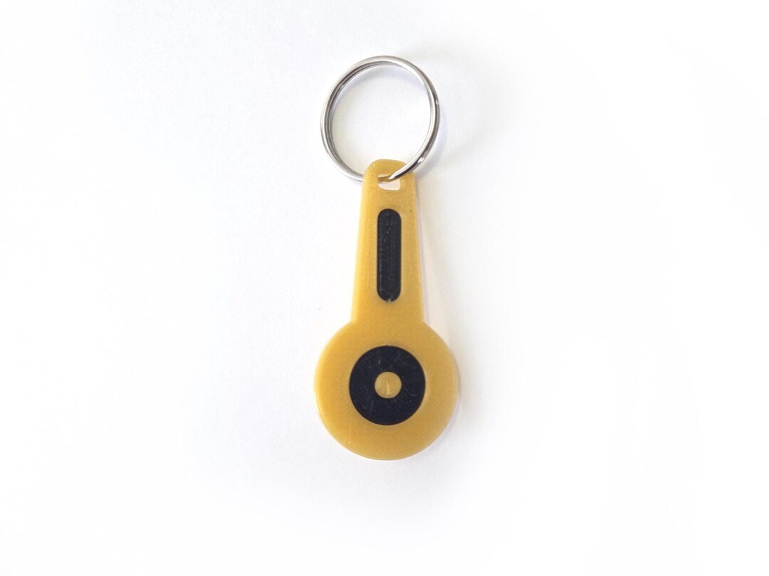 Jojo's Bizarre Adventure | Bruno Bucciarati Zipper Keychain | Multi ...