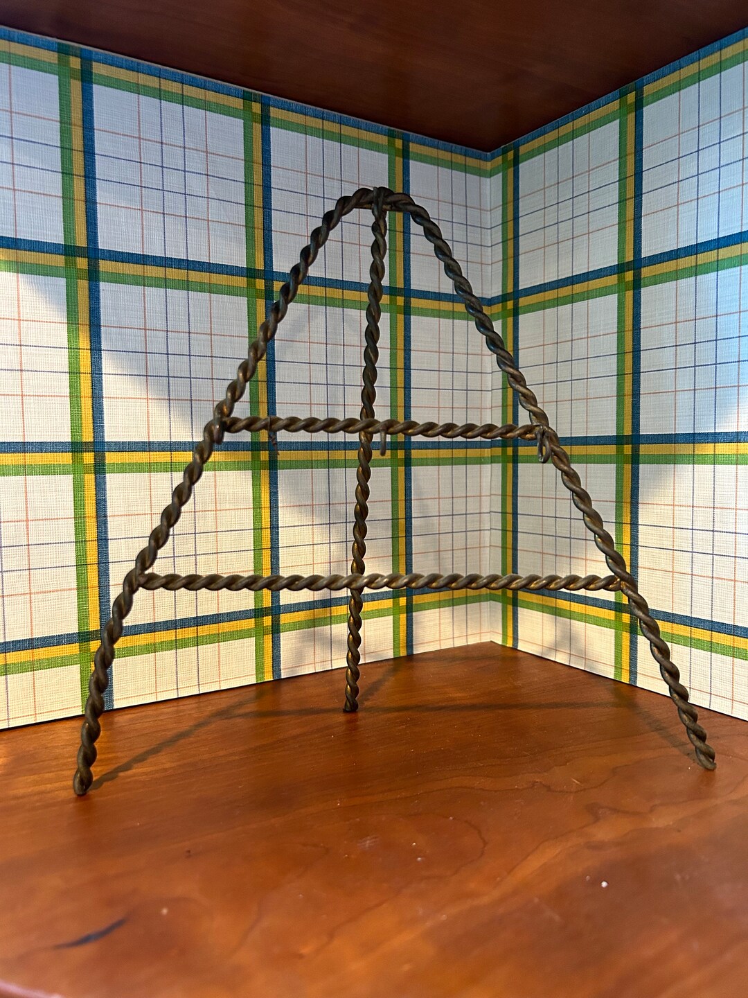 Vintage Twisted Wire Vintage Easel for Displaying Artwork or Photos ...