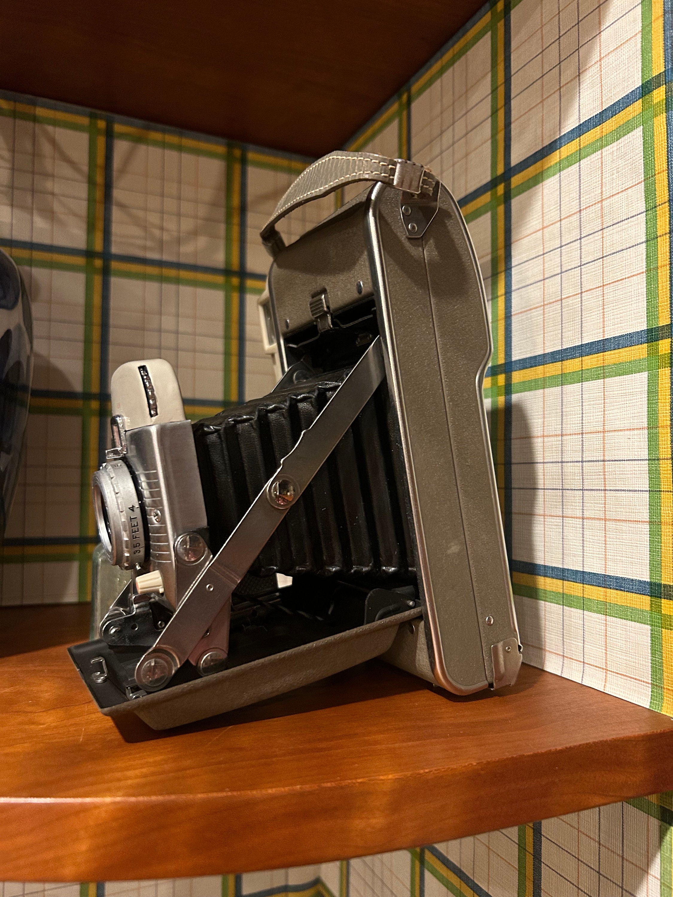 Polaroid Land Camera Model 80A & Flash With Case - Etsy