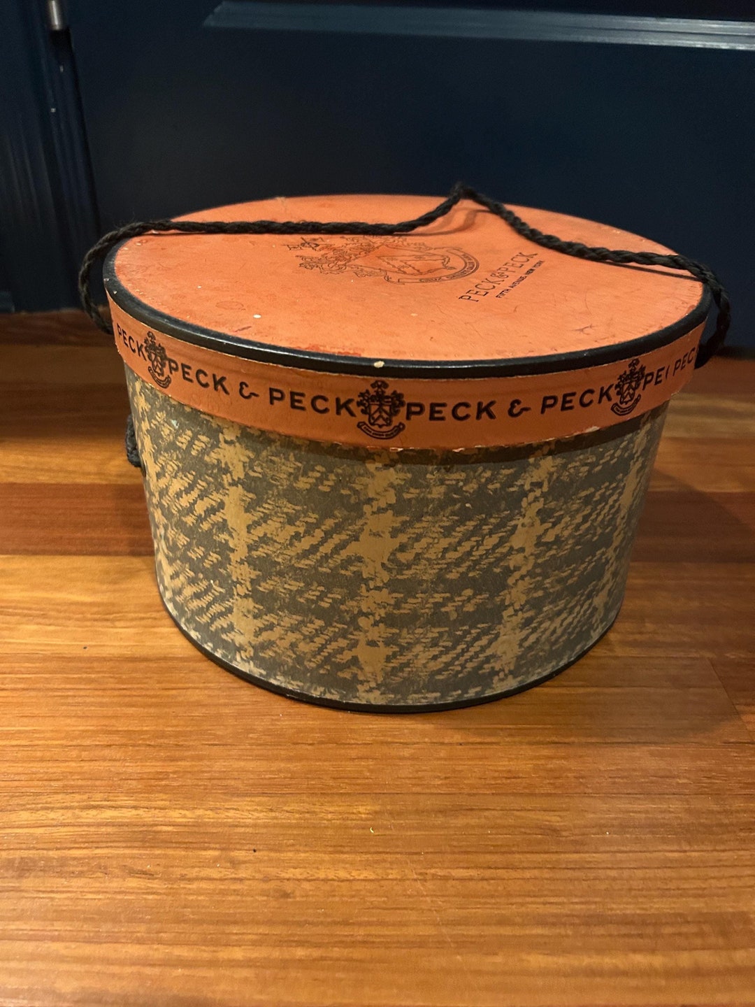 1950s Hat Box by Peck & Peck 12 Inch Diameter Pink, Brown, Beige 1950s ...