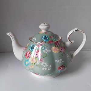 Gracie Tea Ware China Green & White Floral 5 CUP Porcelain Rose Floral ...