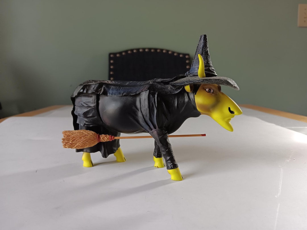 Cow Parade Wizard of Oz Udderly Witch Cow Wicked Witch Figure Westland ...