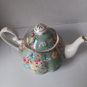 Gracie Tea Ware China Green & White Floral 5 CUP Porcelain Rose Floral ...